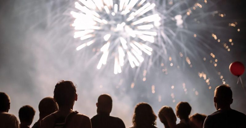 Fireworks Displays This Bonfire Night Near Me | Virgin Balloon Flights